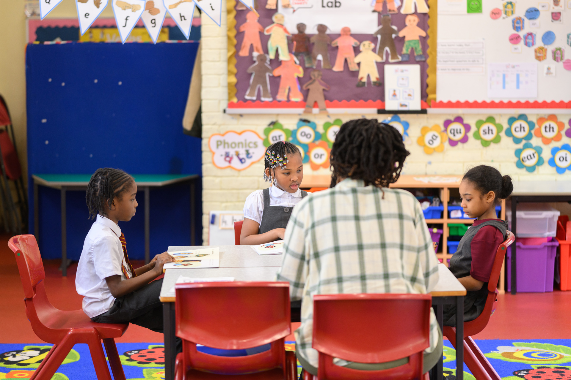 Be a Tutor: Register Interest - The Children's Literacy Charity